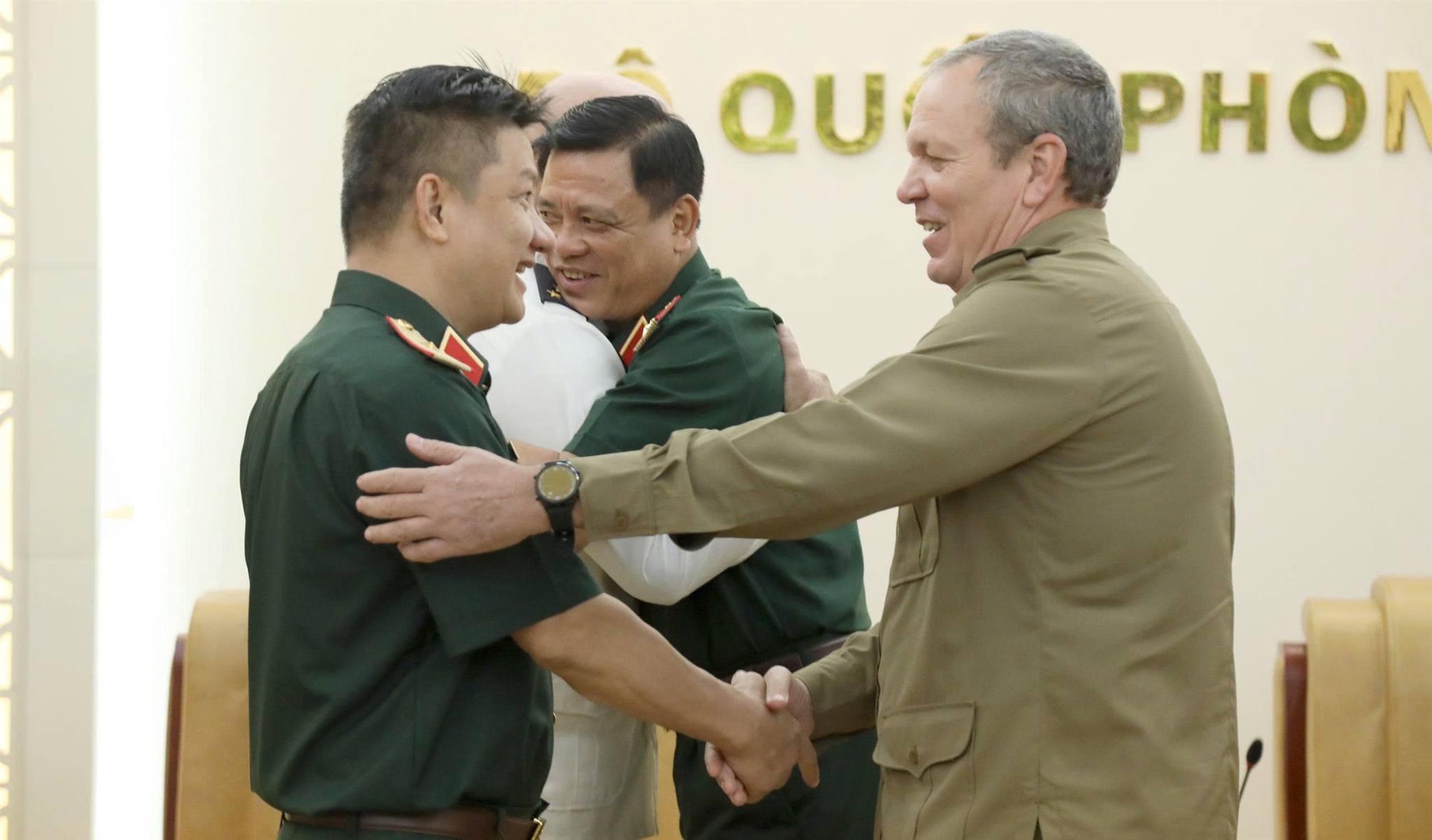 Đại tá Ángel Luis Cruz García nhận nhiệm vụ Tùy viên Quân sự Cuba tại ...